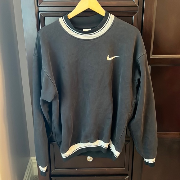 Nike | Tops | Vintage Nike Crewneck | Poshmark